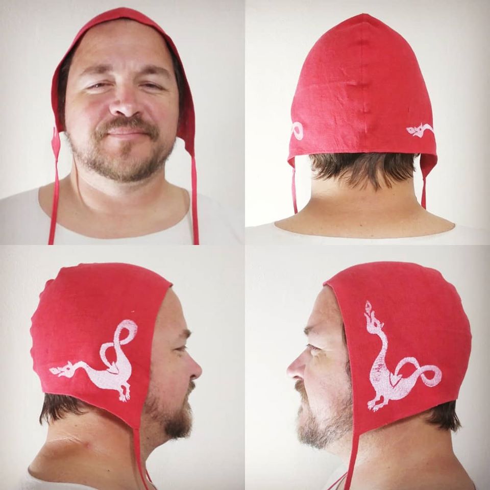 Large linen coif/arming cap in red/white with 12th-14th century dragon ...