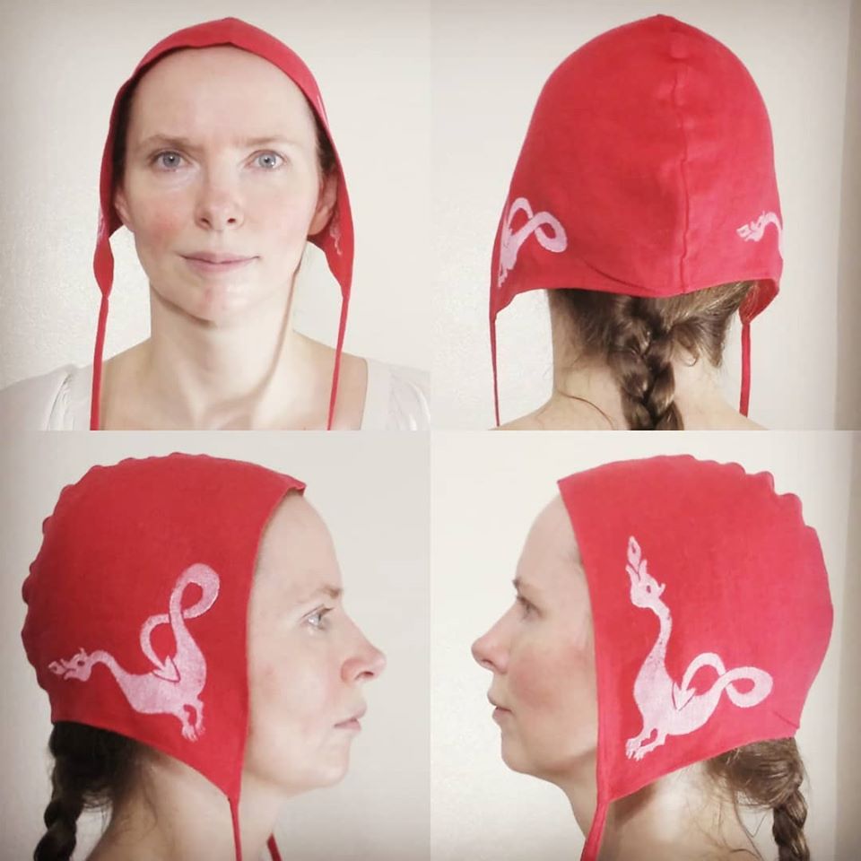 Medium linen coif/arming cap in red/white with 12th-14th century dragon ...