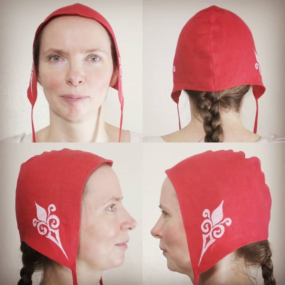 Medium linen coif/arming cap in red/white with 12th century print ...