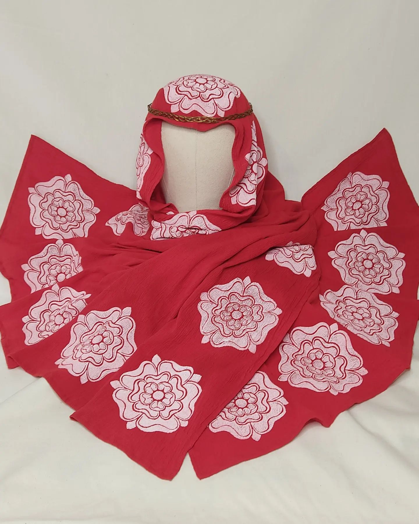 Scarf Sarong Wrap With 16th Century Tudor Rose Print Redwhite Light Weight Cotton Gauze