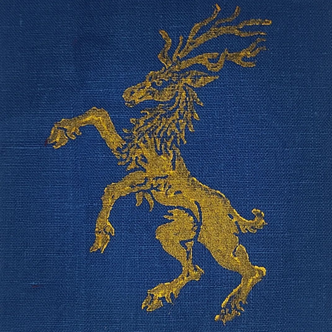 Linen patch with rampant stag print – blue/gold - Racaire's Workshop
