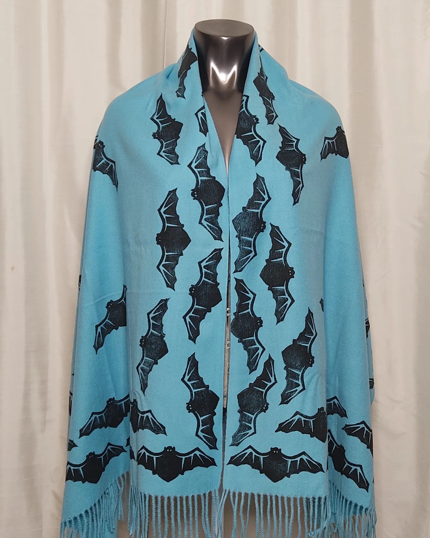 Scarf with bat print .2 - Racaire's Workshop