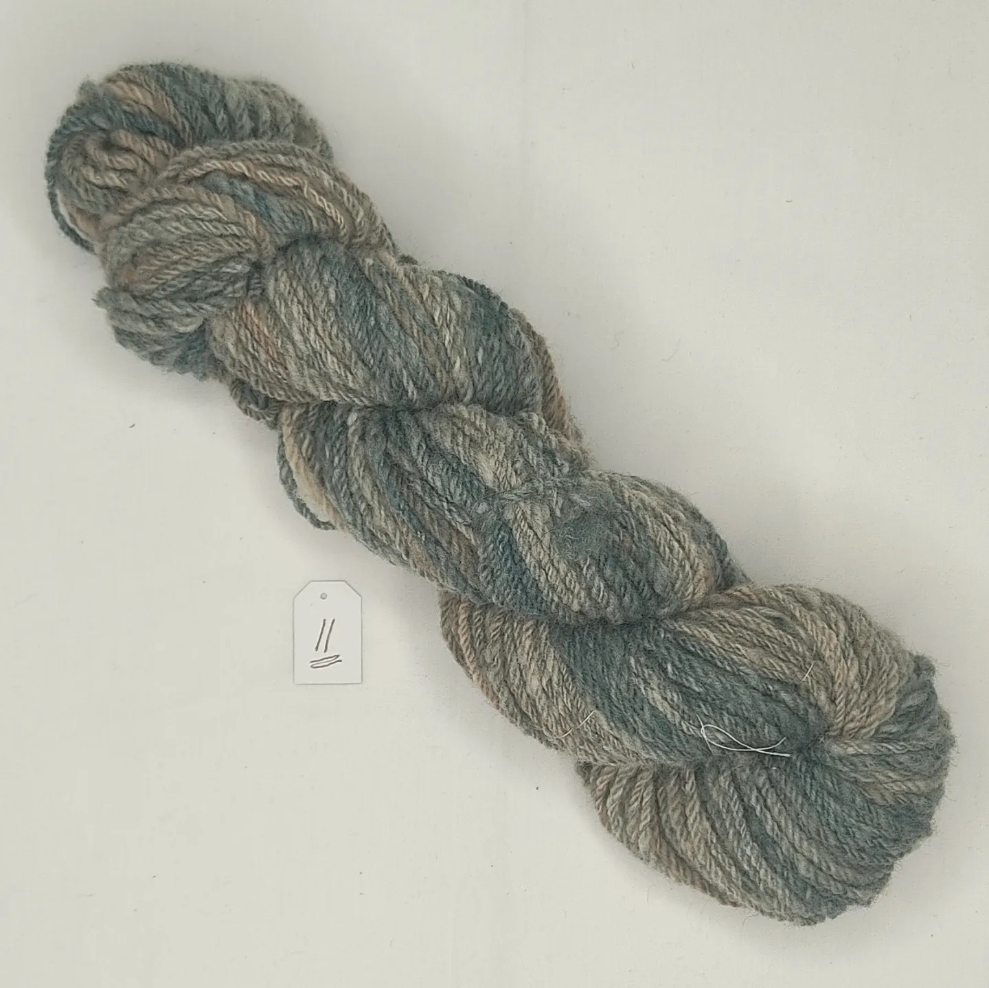 Handspun Wool Yarn .11 - Racaire's Workshop