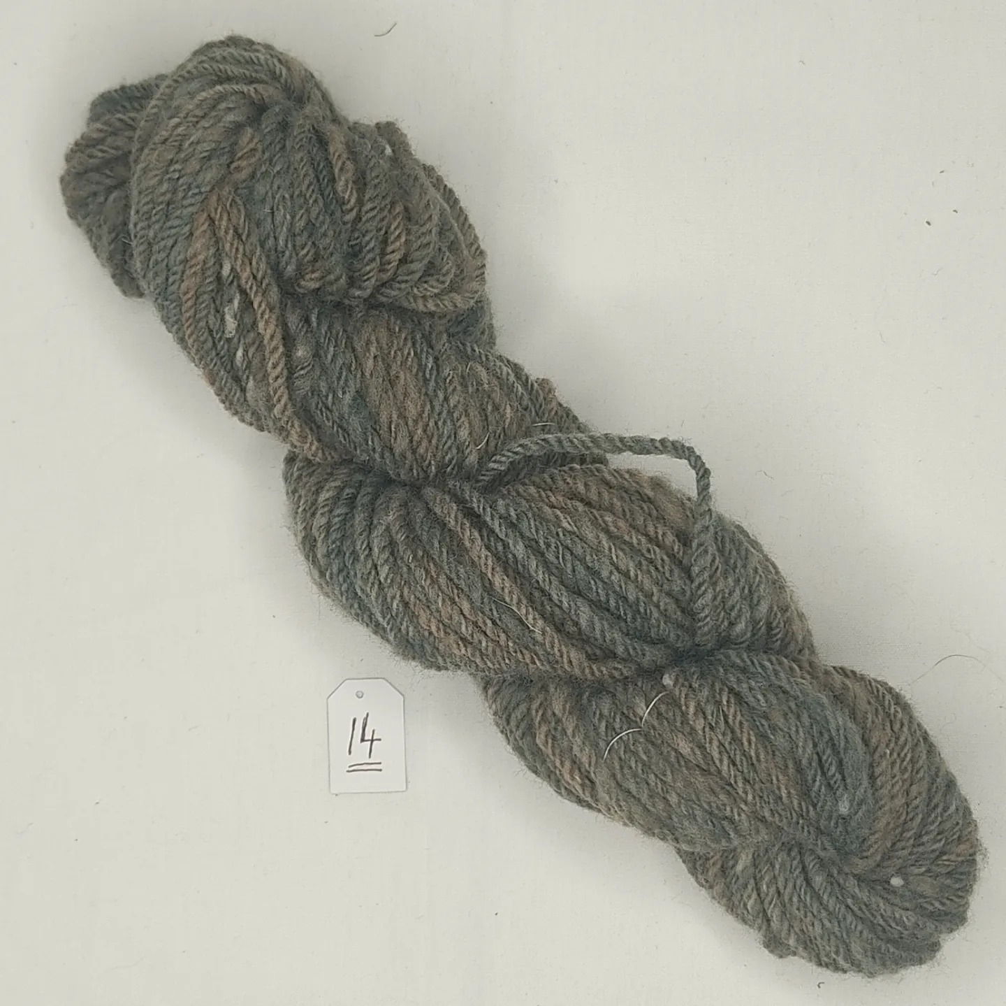 Handspun Wool Yarn .14 - Racaire's Workshop