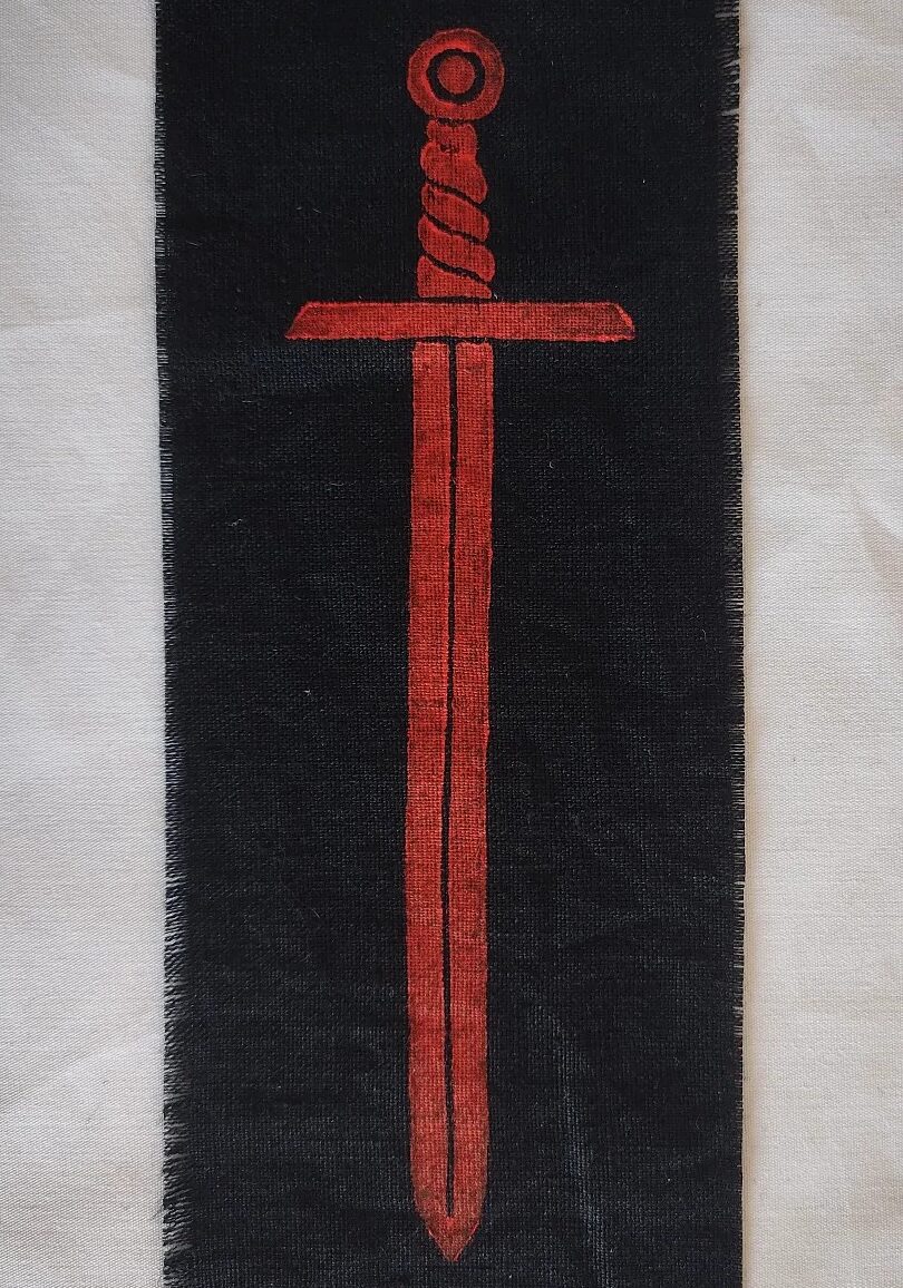 Linen patch with sword print - black/red - Racaire's Workshop